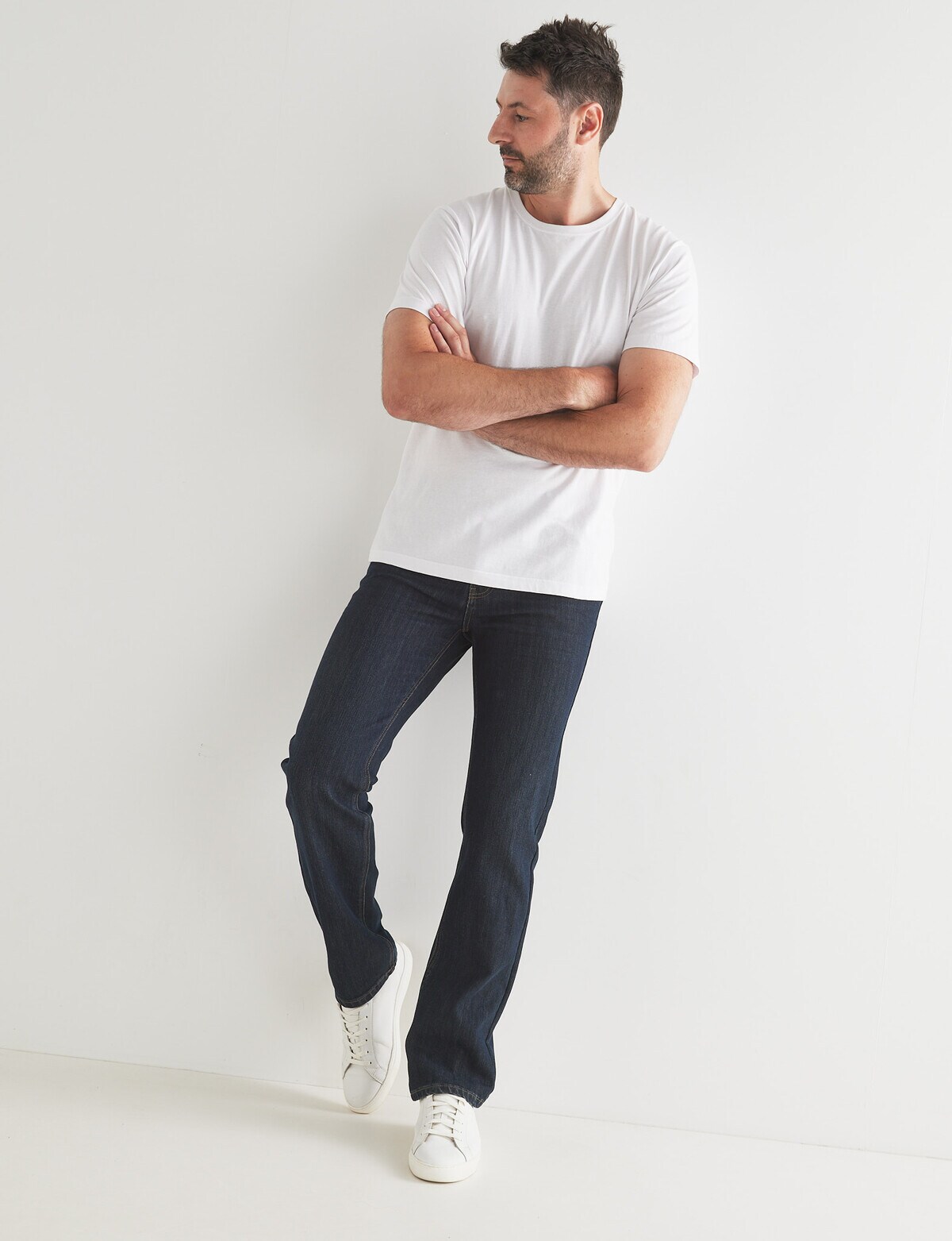 Chisel Stretch Regular Straight Leg Jean, Indigo - Jeans