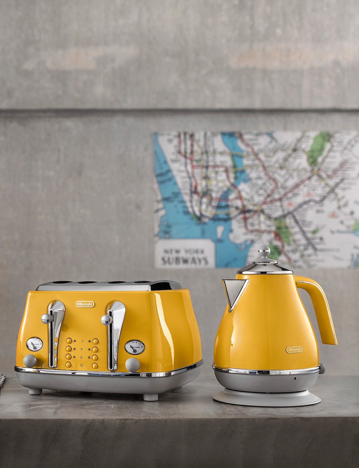 DeLonghi Icona 4 Slice Toaster, Yellow, CTOC4003Y - Toasters
