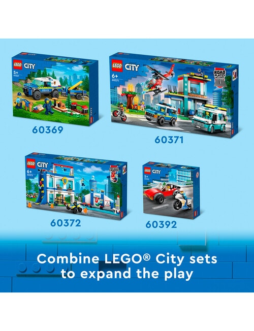 LEGO City Police Station Chase, 60370 - Lego & Construction