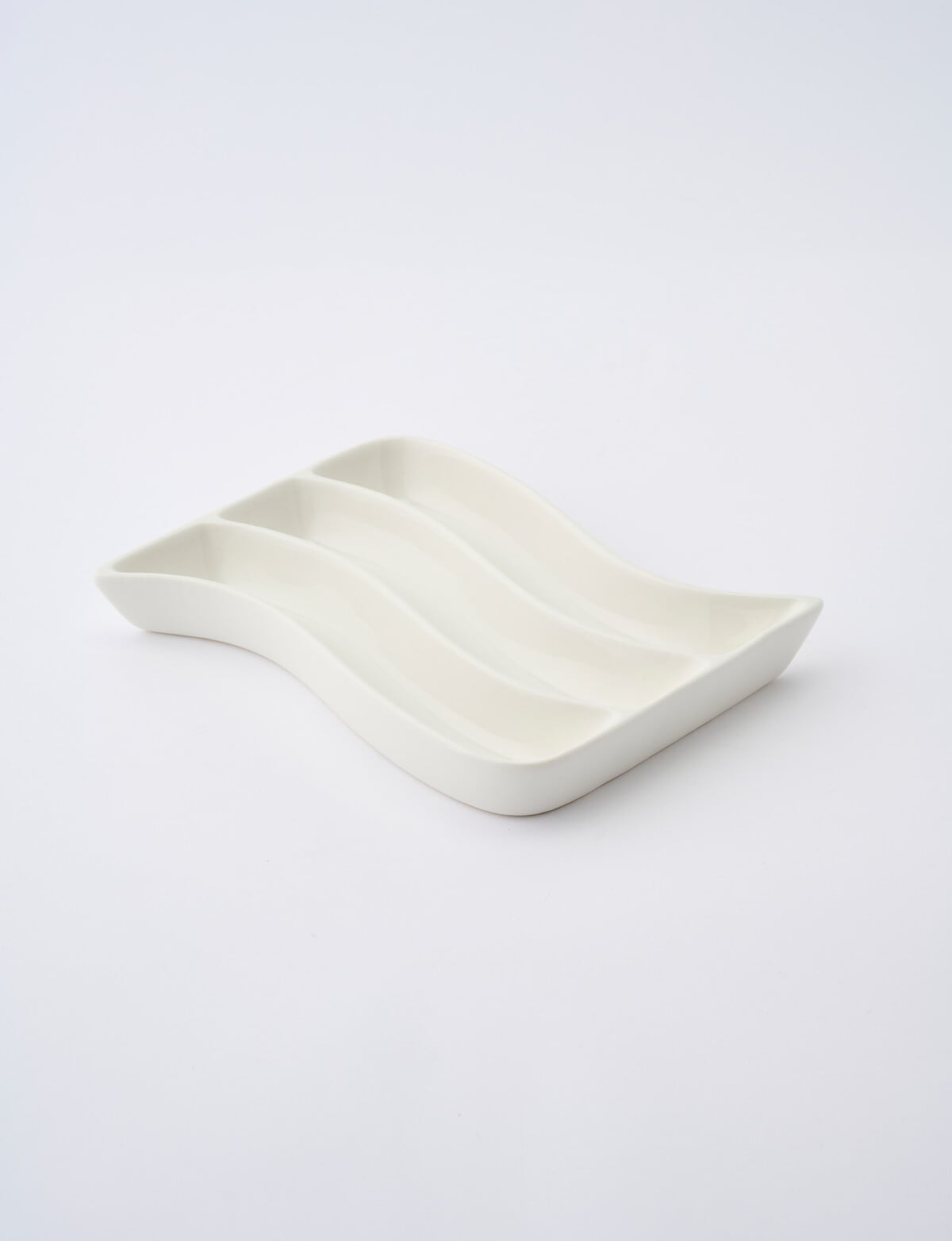 Amy Piper Merge 3 Section Plate, 18cm - Serveware