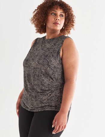 Studio Curve | Farmers