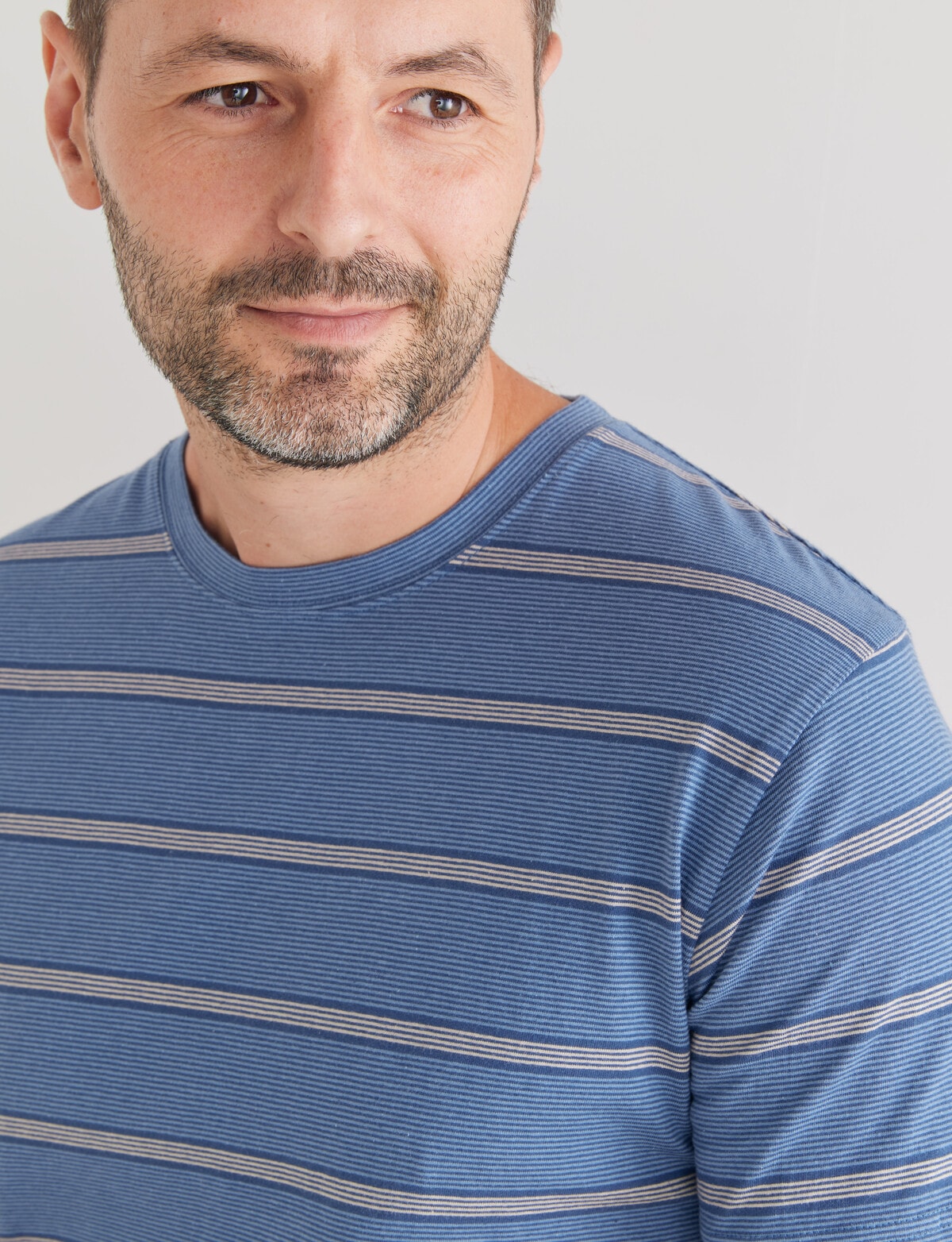 Chisel Ultimate Crew Neck Stripe Tee, Blue - Mens Red Dot