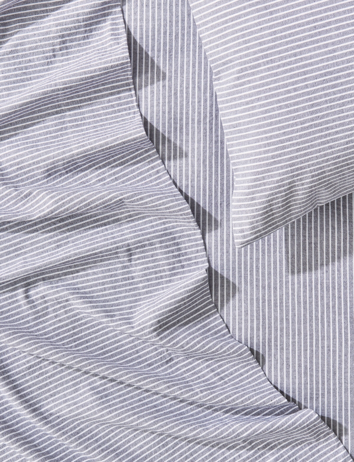 Haven Soho Stone Wash Sheet Set, Coal & White - Bed Sheets & Pillowcases