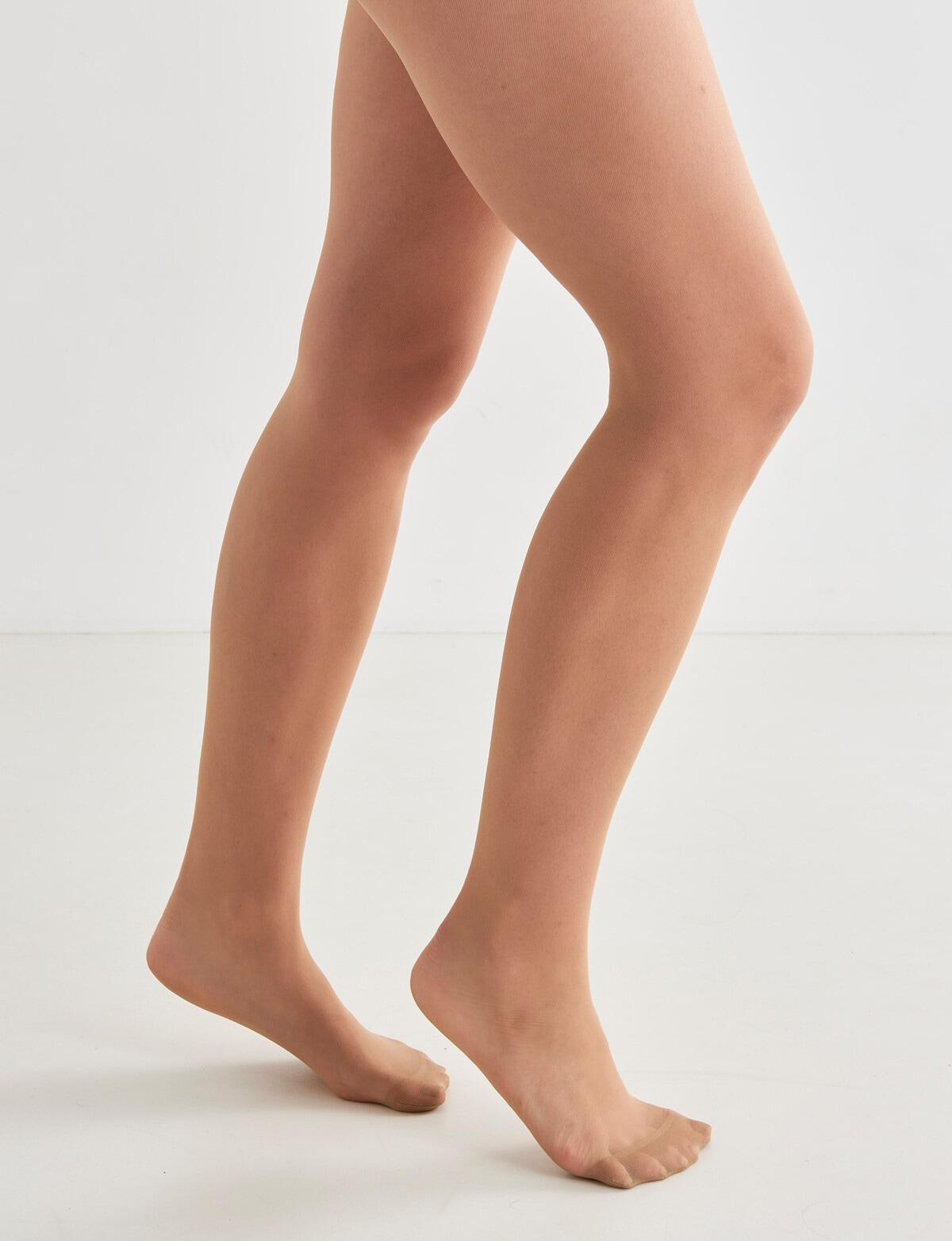 Lyric Pantyhose, 15D, 3-Pack, Tan - Hosiery