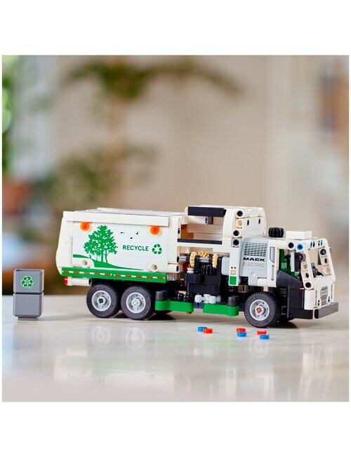 LEGO Technic Mack® LR Electric Garbage Truck, 42167 - Lego & Construction