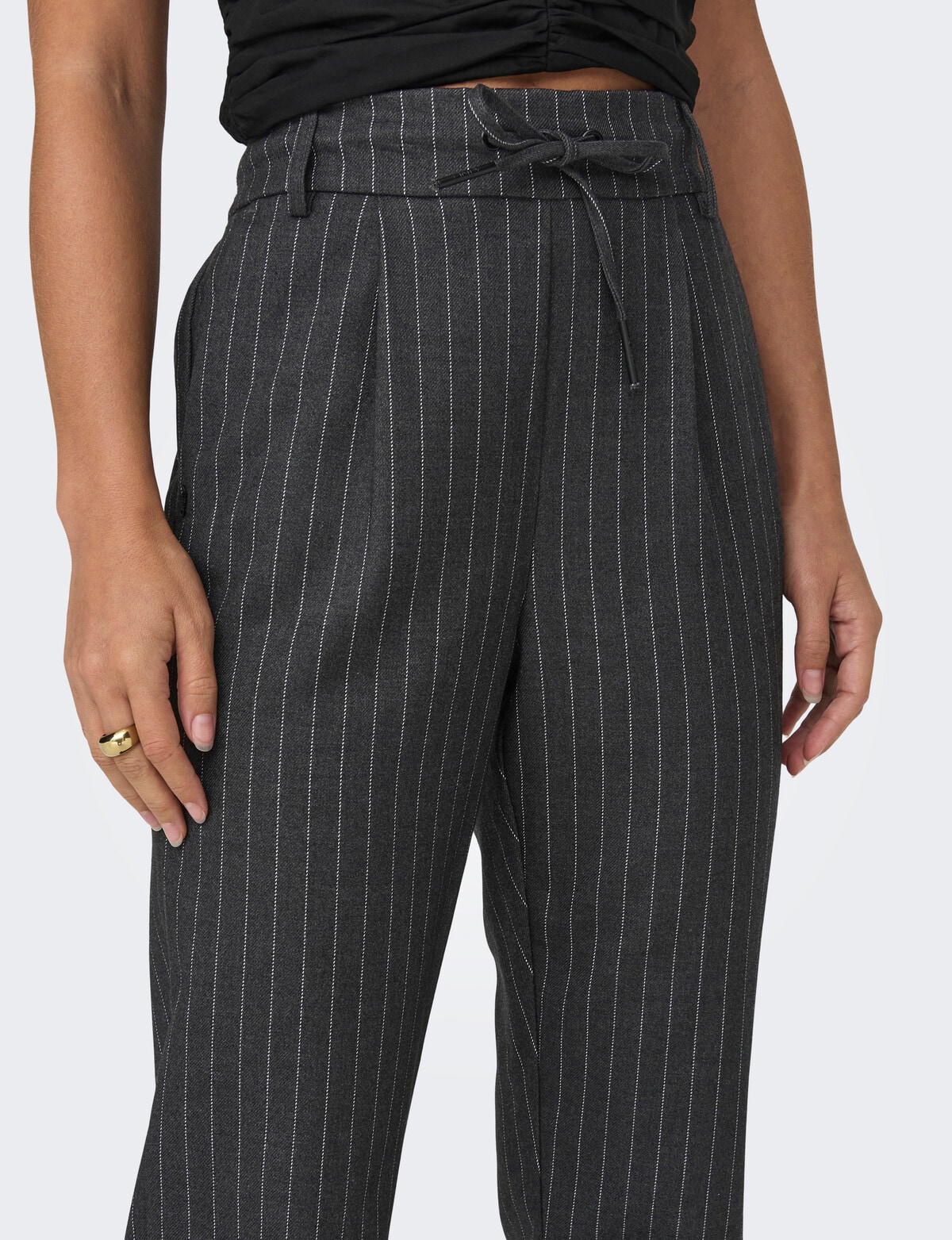 ONLY Pop Trash-Naja Fine Stripe Pant, Dark Grey Melange - Pants & Leggings