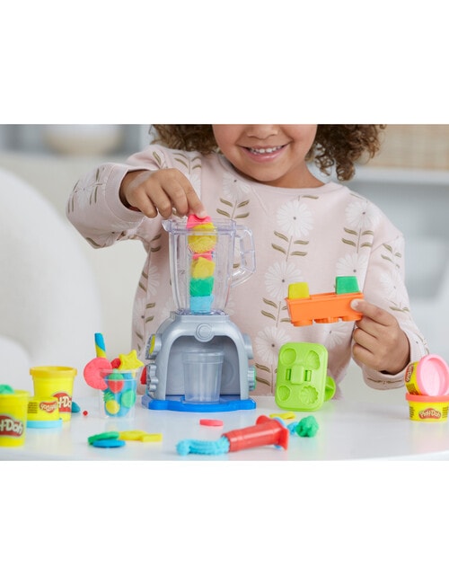 Playdoh Swirlin' Smoothies Toy Blender Playset - Arts & Crafts