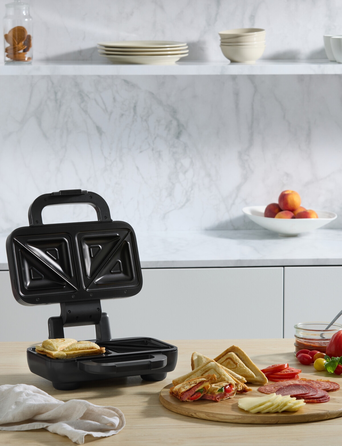 Sunbeam Turbo Crunch Toastie Maker, GRM2100SS - Cooking