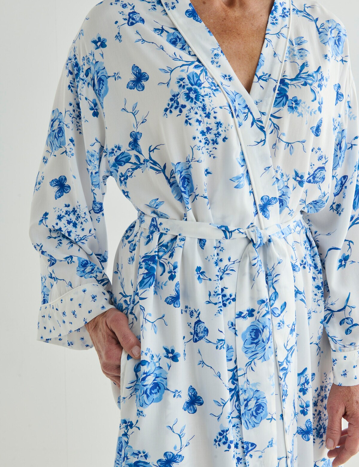 Ruby & Bloom Contrast Cuff Robe, Blue Butterfly, 10-26 - Robes