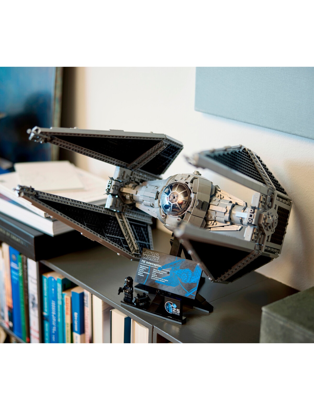 LEGO Star Wars TIE Interceptor , 75382 - Lego & Construction