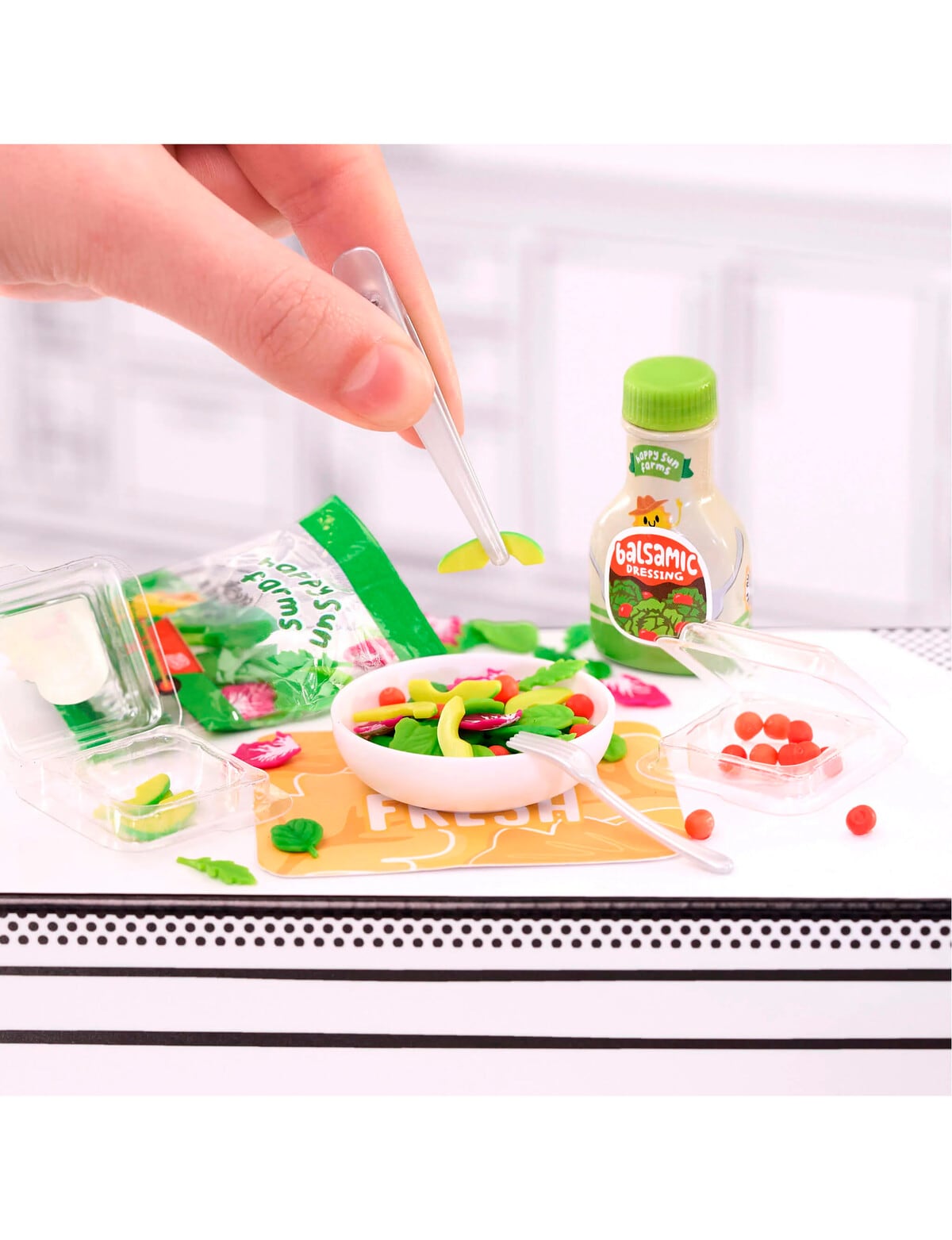 Miniverse Make It Mini Food Diner, Series 3, Assorted - Arts & Crafts