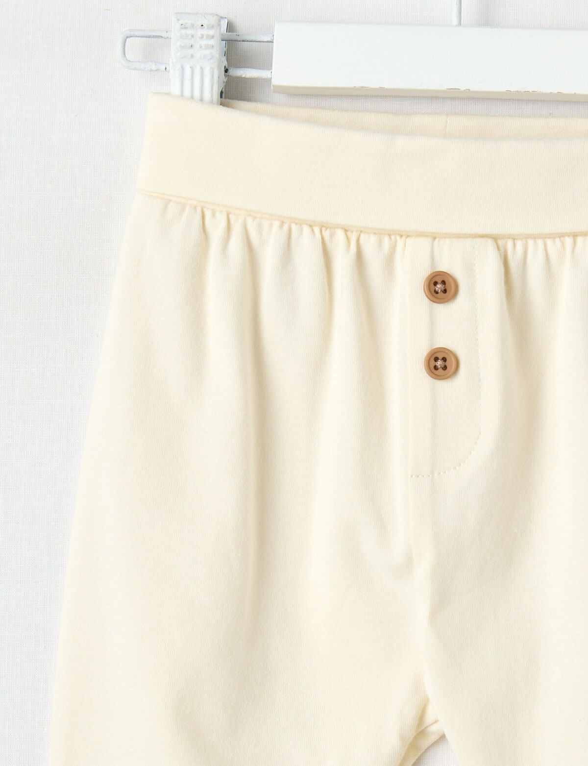 Little Bundle Essentials Stretch Cotton Pant, Vanilla - Pants & Leggings