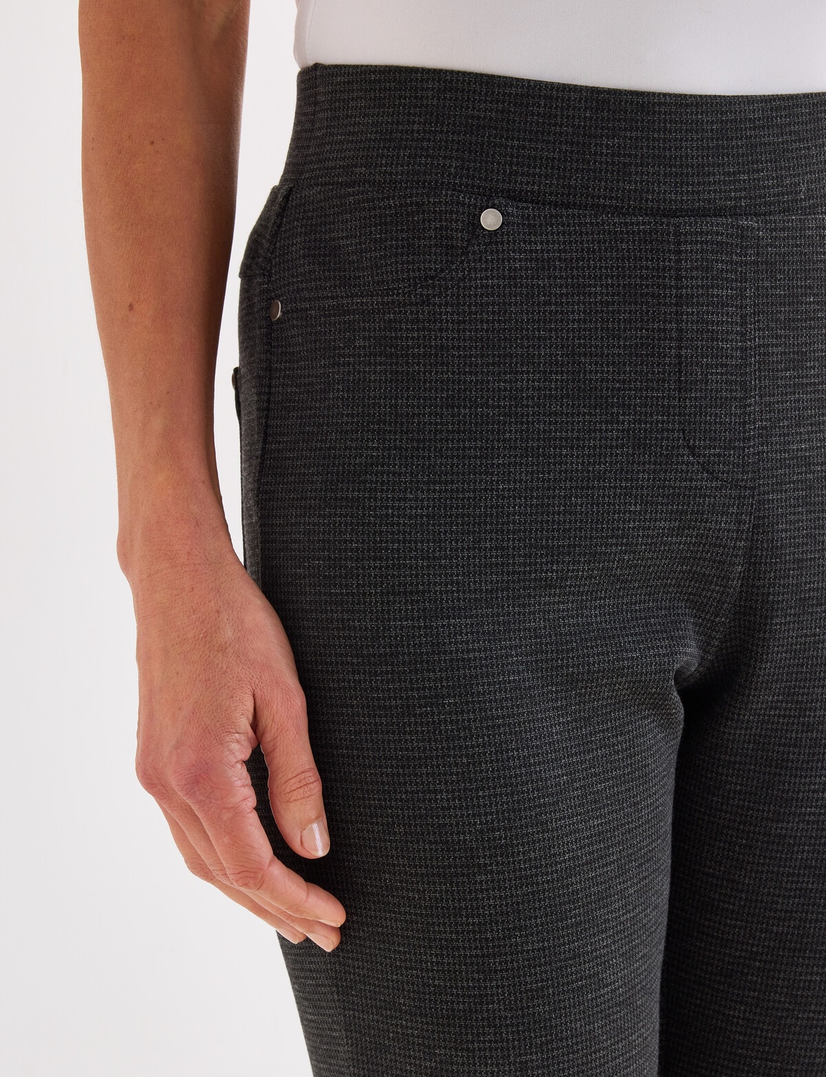 Ella J Ponte Slim Leg Jean, Black Houndstooth - Pants & Leggings